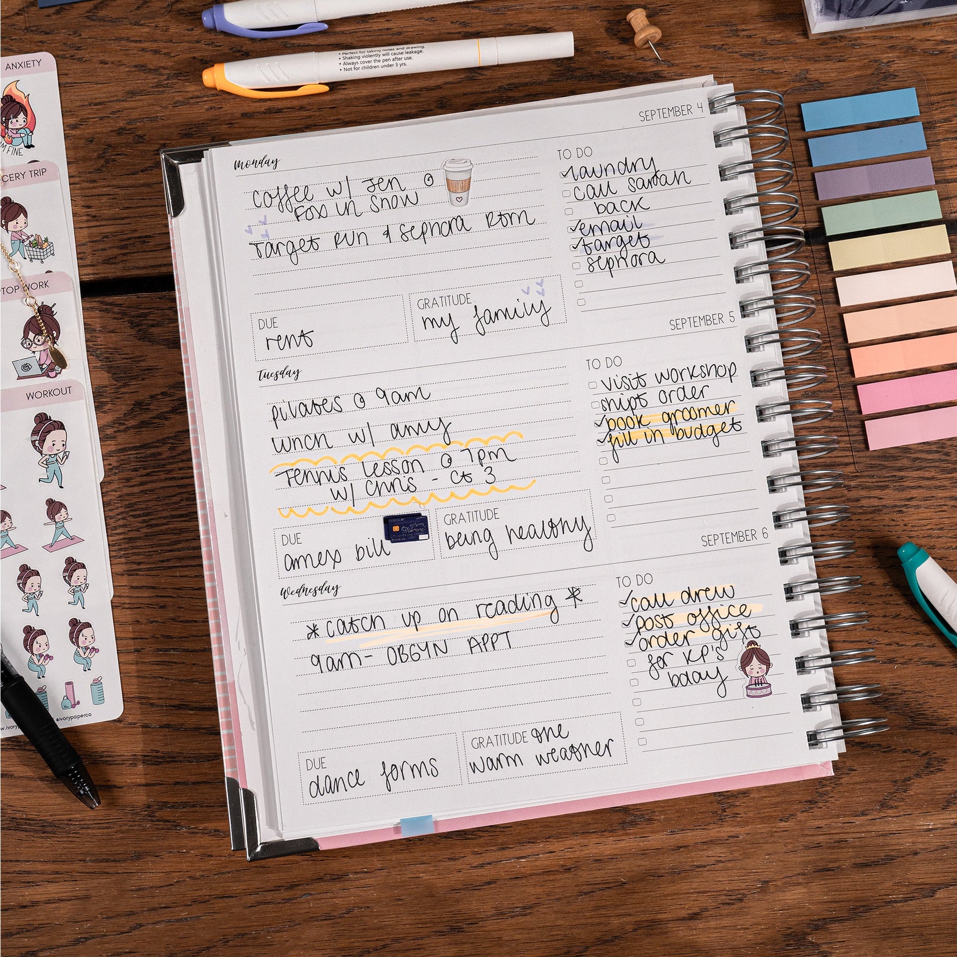 Daily Planner Cute Flowers | Elegant 2025 Day Planner for Women – Ivory ...